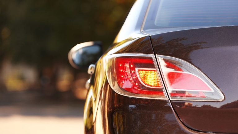 Brake Lights Stay On: Troubleshooting & Solutions